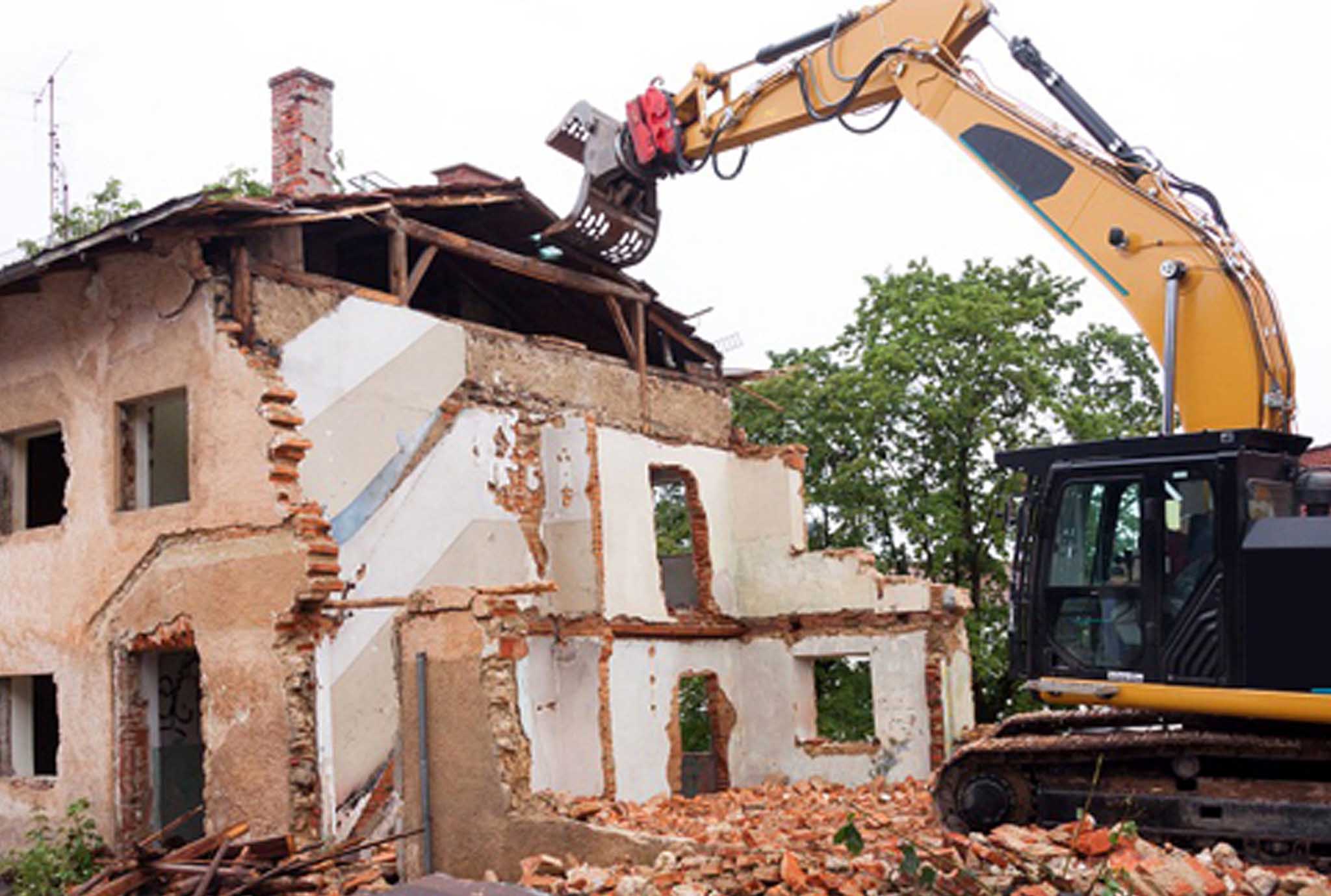Démolition de maisons à prix bas, pas cher, au Teil, Montélimar,